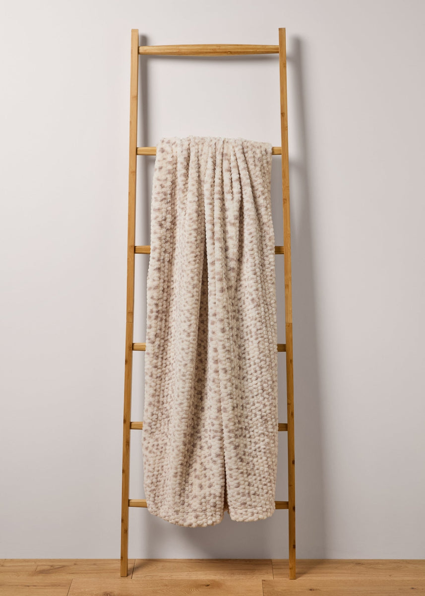 Cream Snow Leopard Faux Fur Throw M289806 – Matalan-Malta